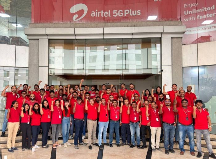 Airtel celebrates Customer Day, all employees in Bangalore join ...