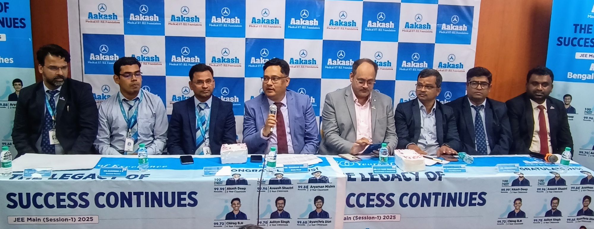 9 Students from Aakash Educational Services, Bengaluru, Score 99 ...